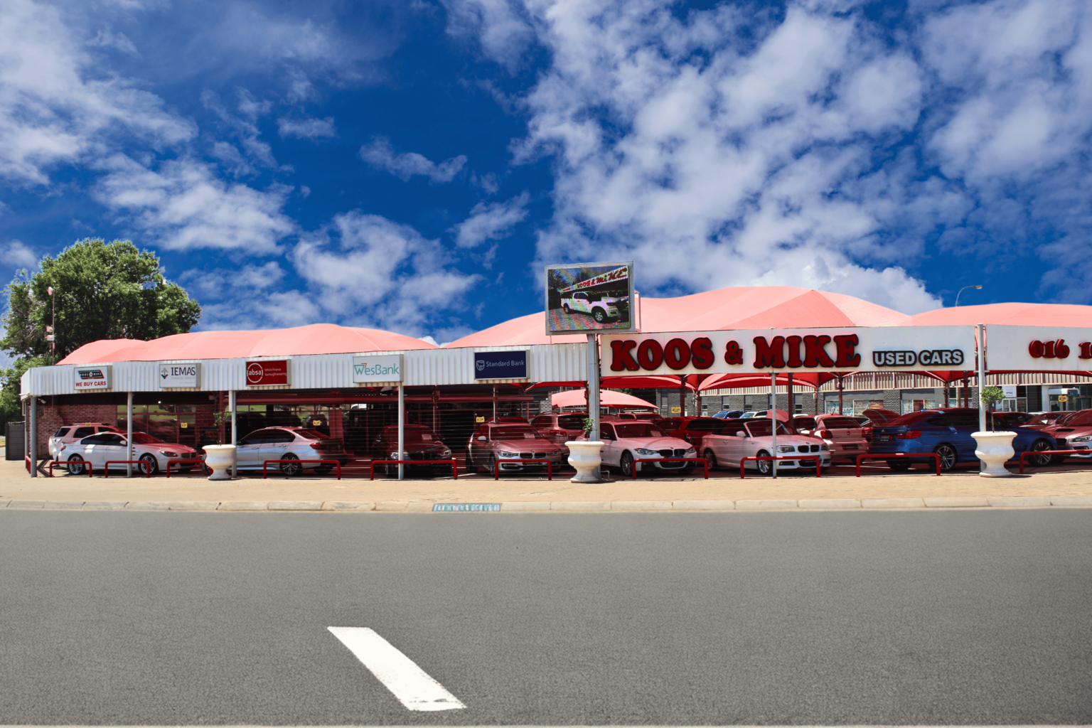 Koos and Mike Used Cars dealership in Vanderbijlpark