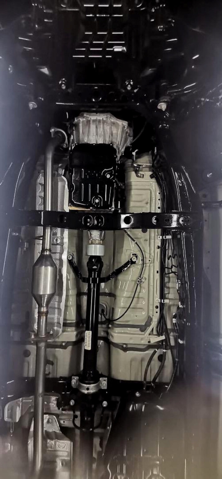 TOYOTA HILUX 2.8 GD-6 RB LEGEND 6AT DC - Koos and Mike