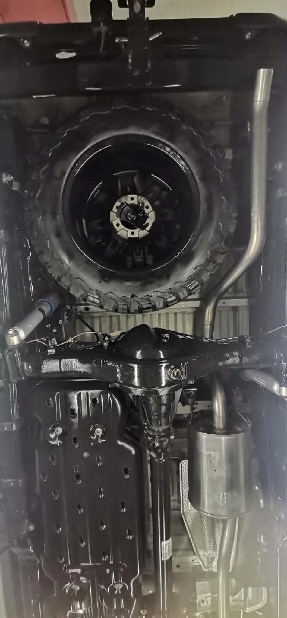 TOYOTA HILUX 2.8 GD-6 RB LEGEND 6AT DC - Koos and Mike